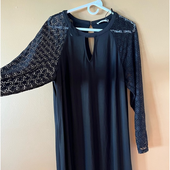 Studio One | Dresses | X Loose Fitting Black Dress With Lace Like ...
